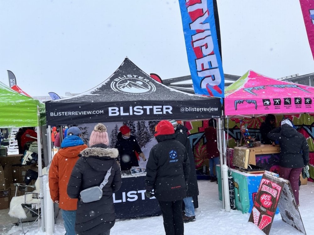 MONARCHTENT vs. mightyTENT: Which Pop-Up Tent Is for You?