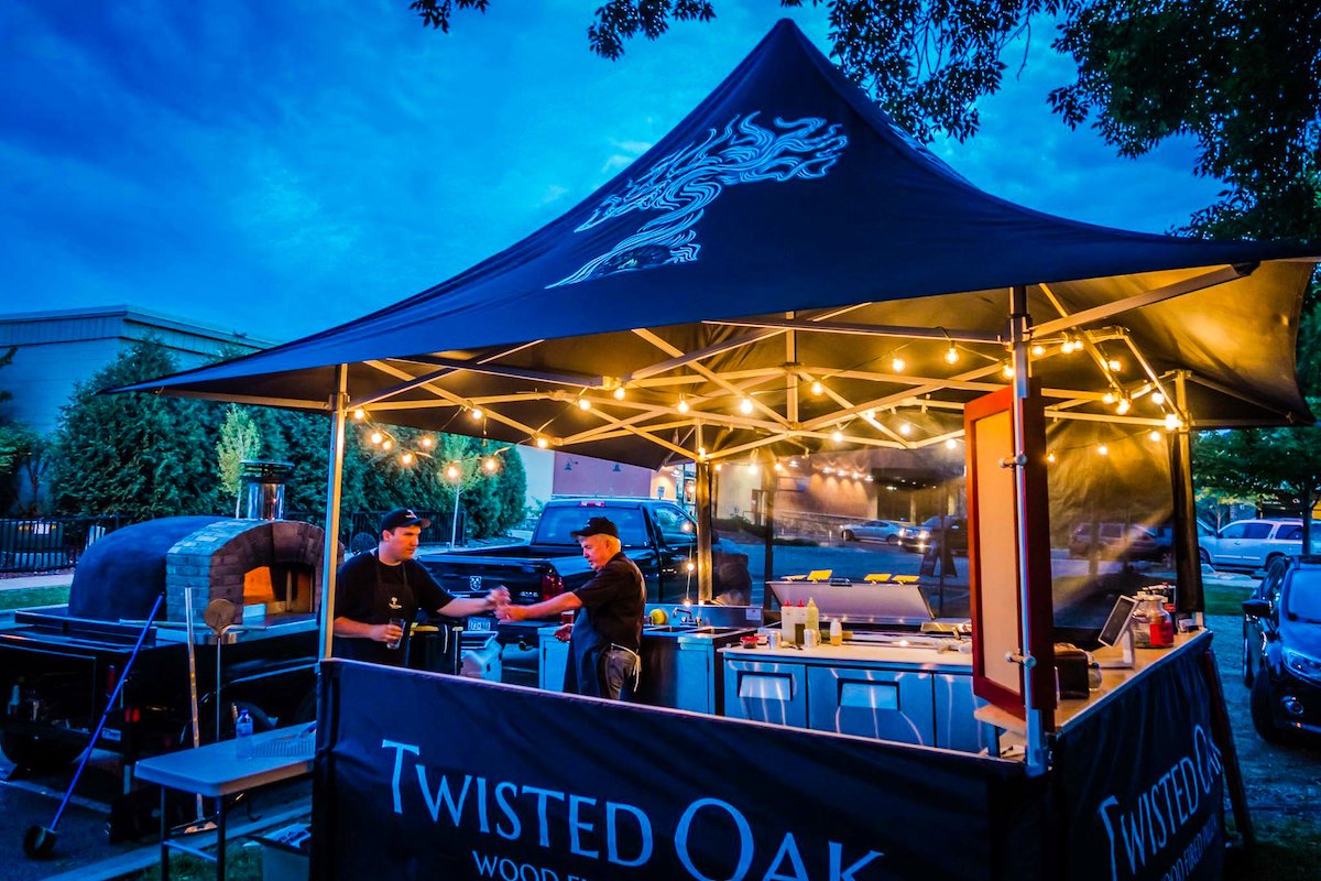 MONARCHTENT vs. mightyTENT: Which Pop-Up Tent Is for You?