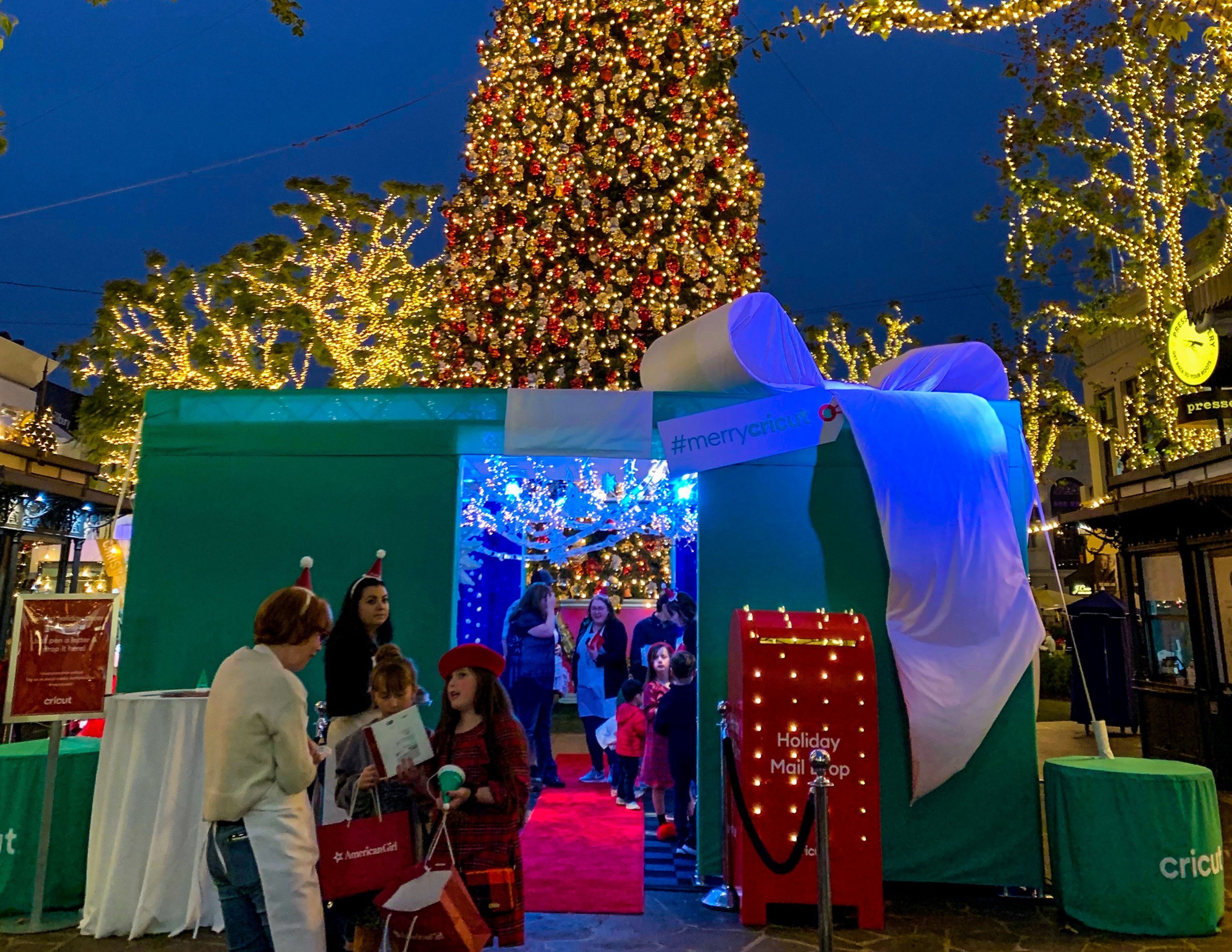 Experiential Events Agency Solutions | Custom Tents & Structures